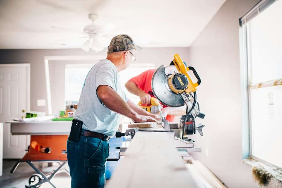 What is a Carpenter? A Complete Overview of Their Skills and Work
